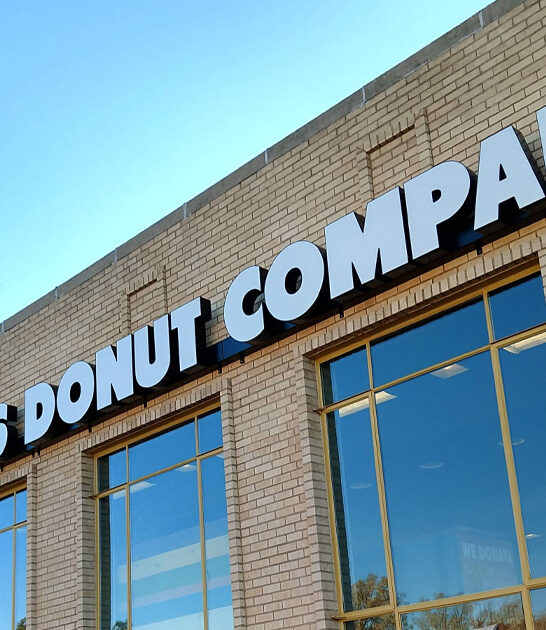 oklahoma unassuming bakeshop donuts ftr