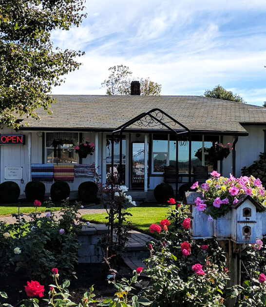 oregon famous cinnamon rolls ftr