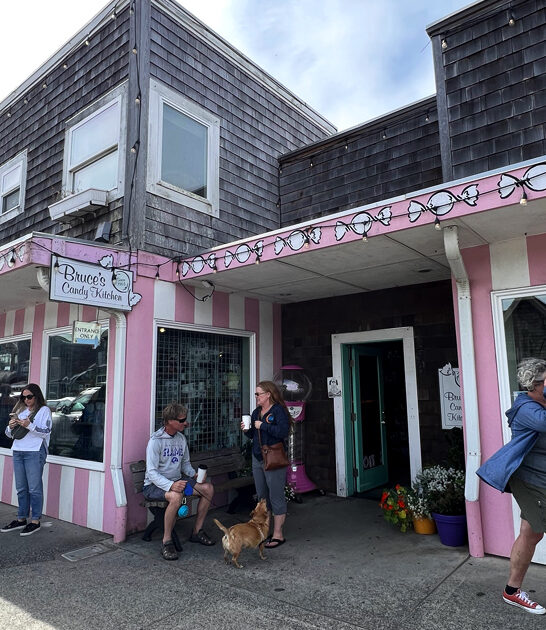 oregon treats candy store ftr