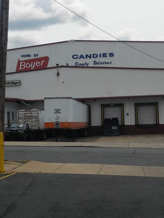 pennsylvania treats candy store ftr