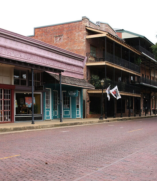 perfect charming towns louisiana ftr
