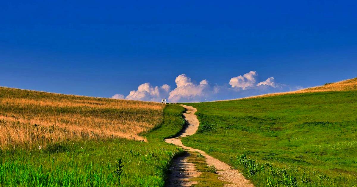 This 6-Mile Trail In Kansas Is So Picturesque, You’ll Think You’re In A ...