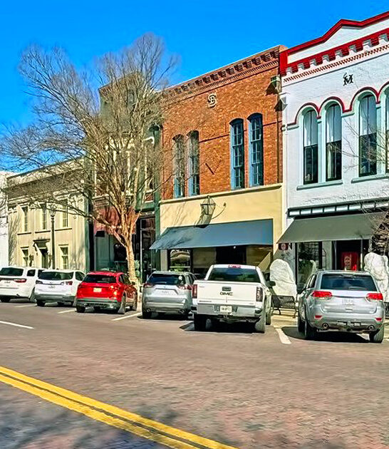 picturesque small georgia town ftr