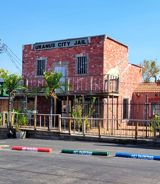 quirky sideshow museum missouri ftr