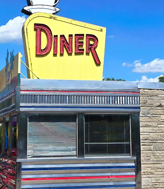 sandwiches unassuming diner indiana ftr