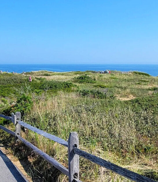 scenic mile hike massachusetts ftr