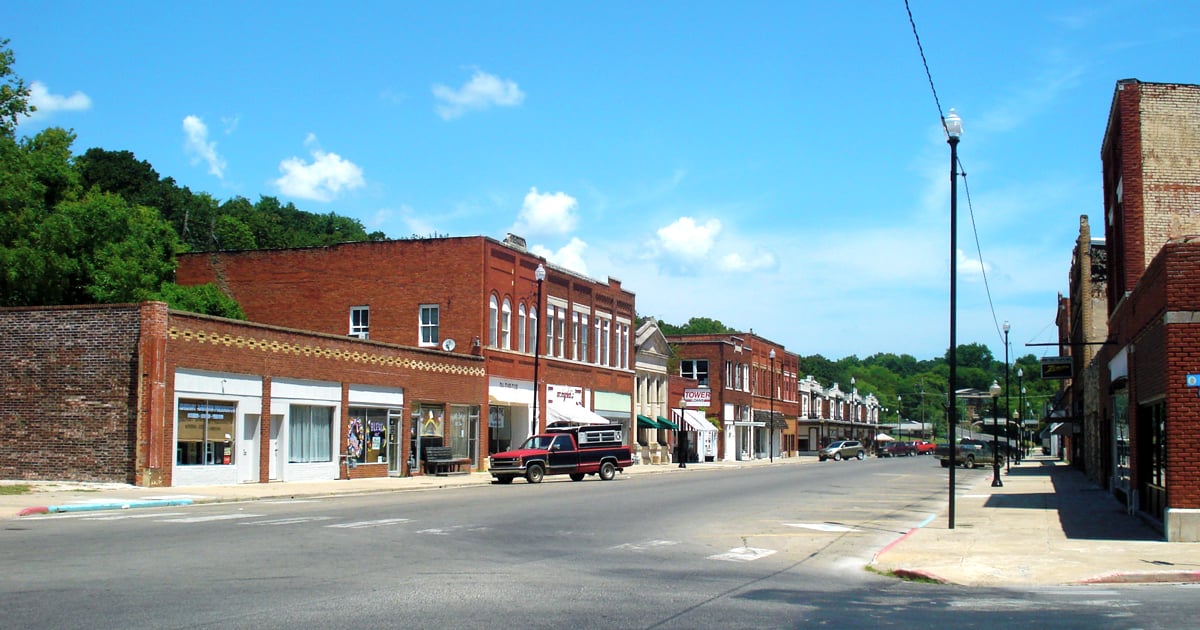 This Scenic Small Town In Oklahoma Is One Of The State's Best-Kept ...