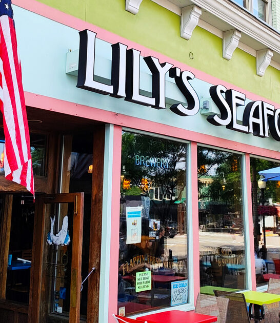 seafood restaurants michigan worth ftr