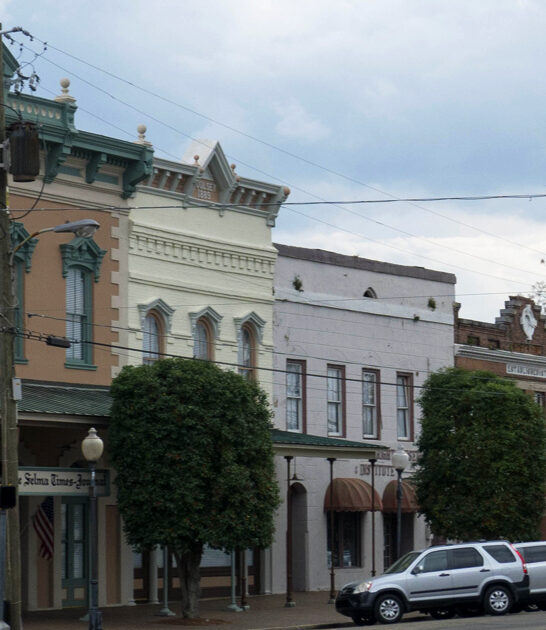 slow-paced-towns-alabama-FTR