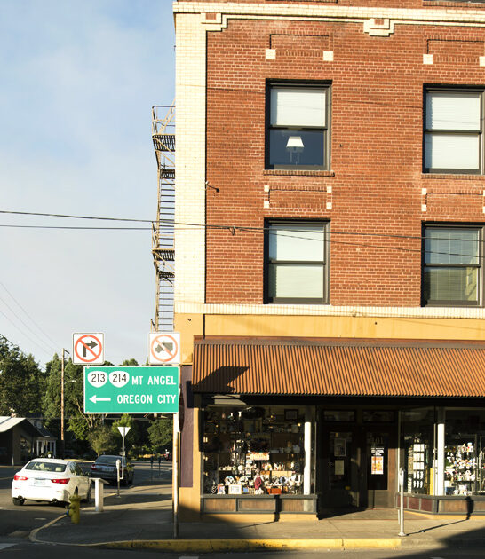 small town adventure oregon ftr