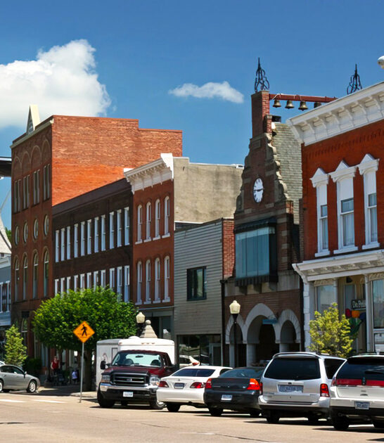 spring small town iowa ftr