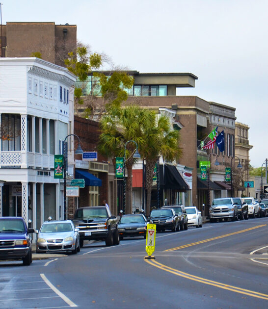 town-picturesque-south-carolina-FTR