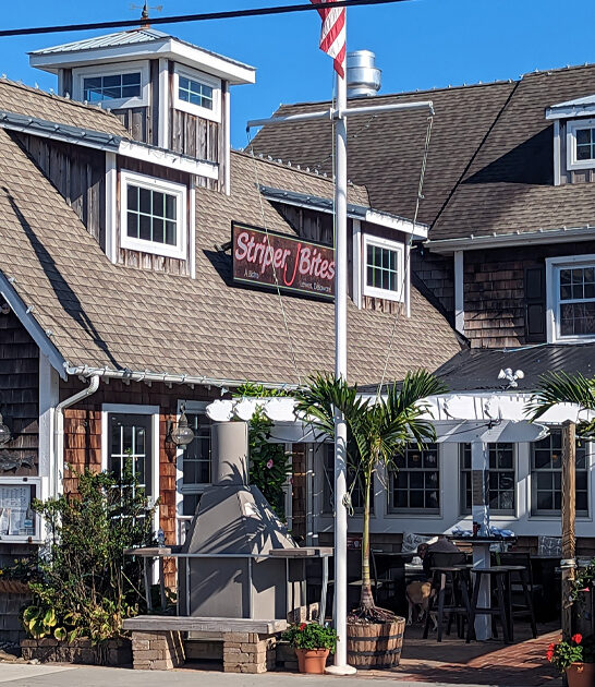 unassuming seafood joint delaware ftr