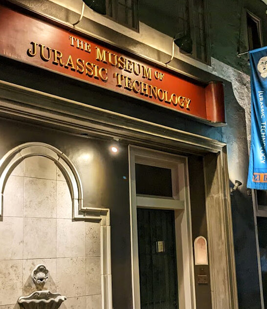 weird curiosity museum california ftr