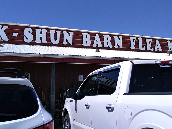 The red barn exterior promises nothing fancy, just honest-to-goodness treasure hunting. Like a poker player with a royal flush, it keeps its best cards hidden inside.