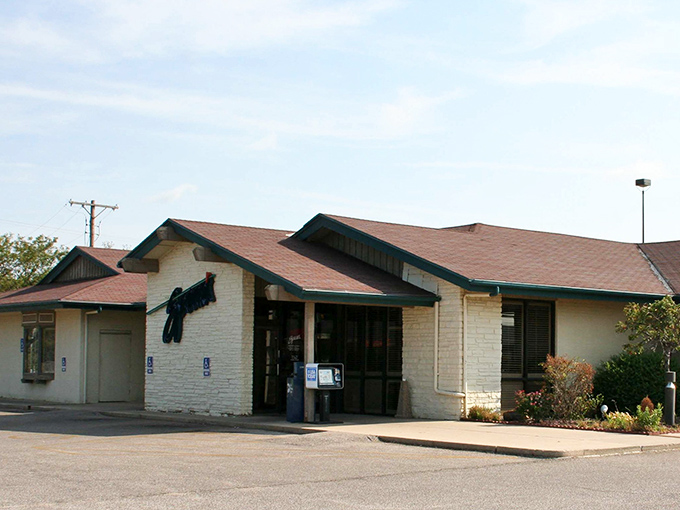 The unassuming exterior of Spear's Restaurant & Pie Shop&mdash;proof that architectural modesty often houses the most extraordinary culinary treasures. Like finding Shakespeare writing in a garden shed.