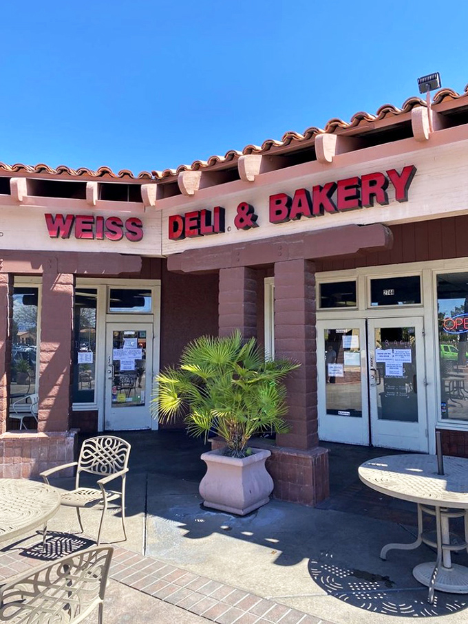 The pink-hued exterior of Weiss Deli beckons like a mirage in the Nevada desert&mdash;a promise of East Coast comfort in the most unexpected place.