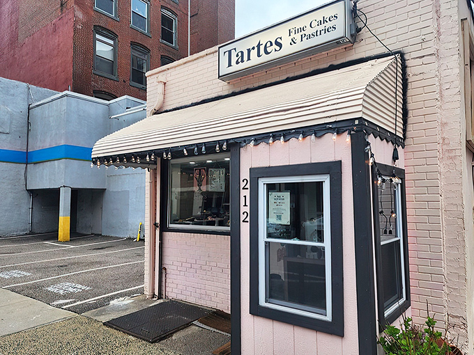The pink fa&ccedil;ade of Tartes isn't just a building&mdash;it's a beacon of buttery hope on Arch Street for dessert lovers everywhere. 