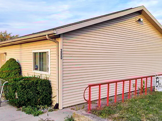 Small town, big flavor! B.F.M.'s unassuming exterior hides a burger paradise that's worth the drive from anywhere in Indiana.