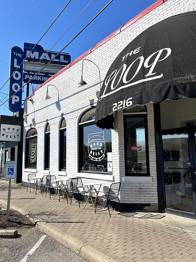 The white brick fa&ccedil;ade of Good Belly beckons like a culinary lighthouse on Dundee Road. Simple, unpretentious, and promising delicious treasures within.