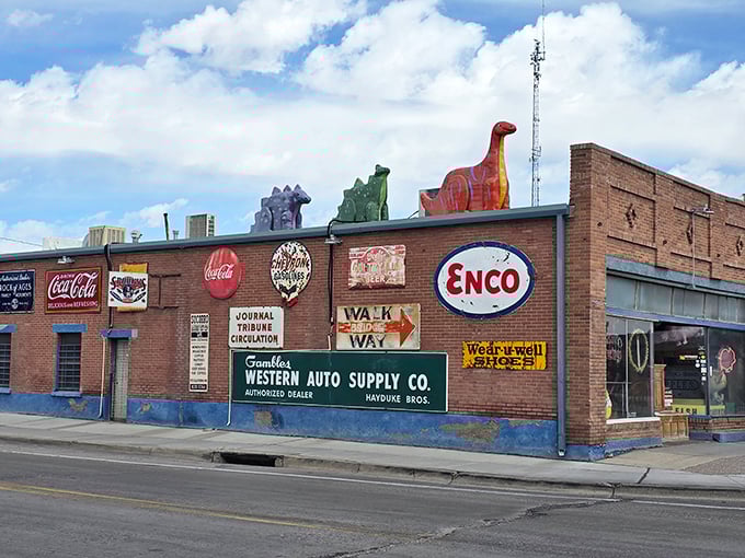 Roadside Americana at its finest! Vintage signs and colorful dinosaurs announce that this isn't your average small-town eatery&mdash;it's a full-blown experience.