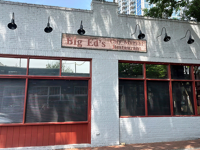 The unassuming white brick exterior of Big Ed's is like a Southern secret handshake &ndash; those who know, go.