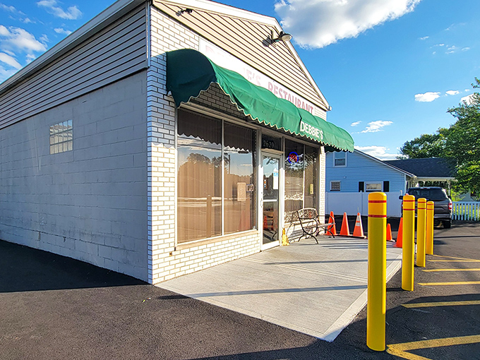 The unassuming brick exterior of Debbie's Restaurant stands as a beacon of breakfast hope on Valley Street, promising comfort food without pretension.