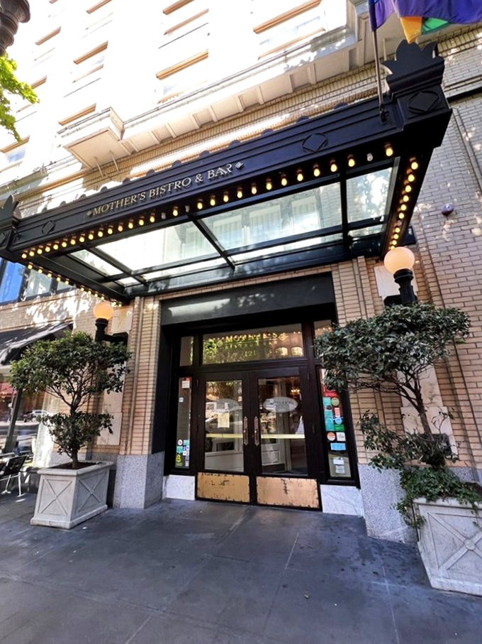 Mother's Bistro welcomes you with its charming brick exterior and outdoor seating, a Portland sanctuary where comfort food dreams come true.