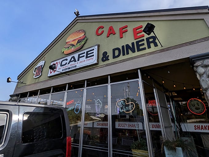 The giant burger on the facade isn't just decoration&mdash;it's a promise. This Route 66-inspired oasis beckons hungry travelers with retro charm.