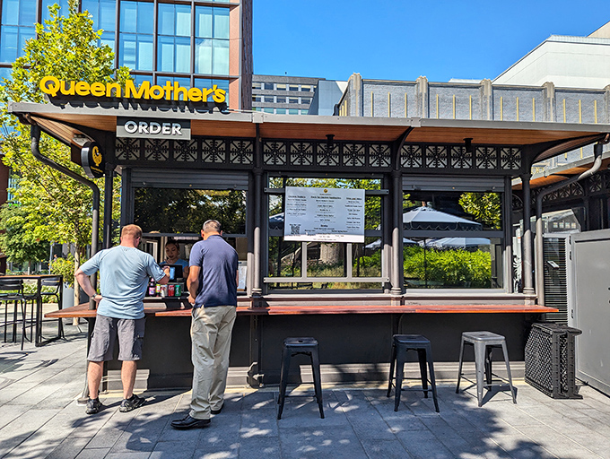 The sleek, modern exterior of Queen Mother's Kitchen belies the soulful Southern comfort waiting inside. Architectural chicken paradise!