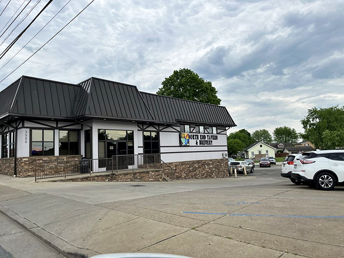 The unassuming exterior of North End Tavern & Brewery belies the culinary treasures within, like finding a diamond mine disguised as a garden shed.