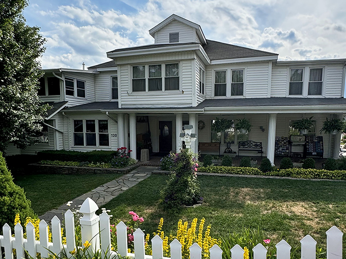 The unassuming white exterior of Dan'l Boone Inn belies the culinary treasures within&mdash;like finding a Broadway show in a barn.