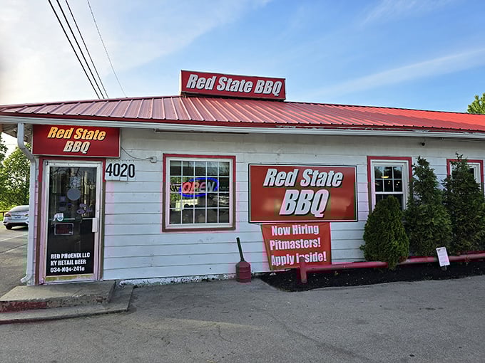 The modest white building with its bright red trim doesn't need fancy architecture&mdash;it lets the heavenly aroma of slow-smoked meats do all the talking.
