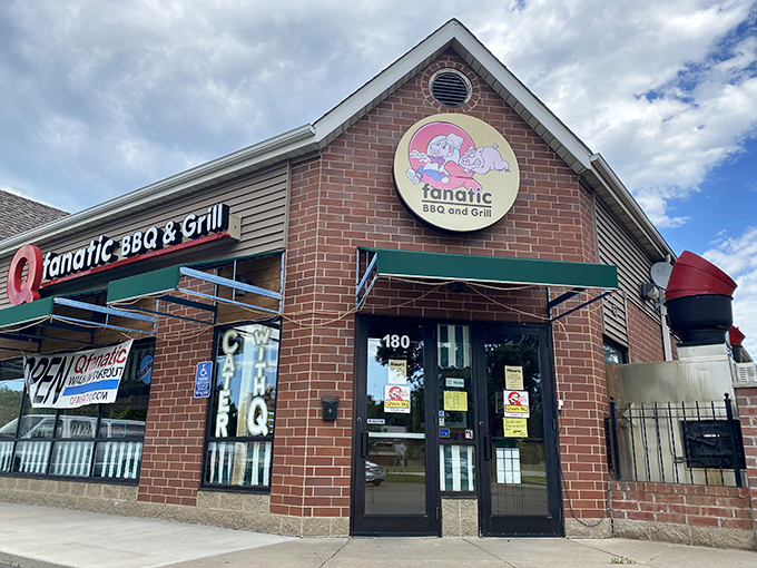 Strip mall treasure hunting at its finest! Q Fanatic's unassuming exterior houses flavor explosions that would make Guy Fieri need a new vocabulary.