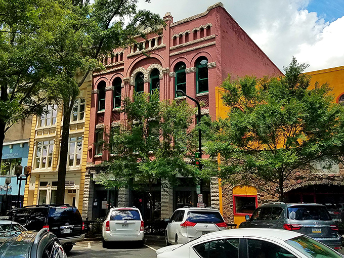 A modern waterfront revitalization that would make Venice blush&mdash;Greenville's Reedy River combines natural beauty with urban sophistication just steps from your affordable apartment.