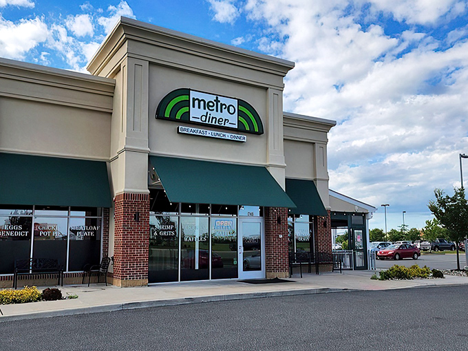 Metro Diner's welcoming exterior promises comfort food paradise behind those green awnings. Delaware's answer to breakfast bliss awaits inside.