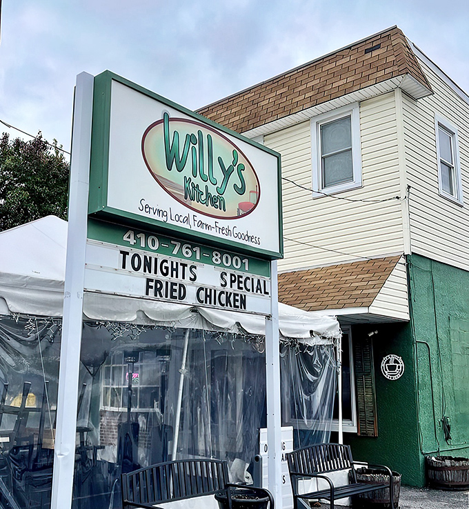 The mint-green exterior of Willy's Kitchen stands like a culinary lighthouse in Glen Burnie, promising farm-fresh goodness and tonight's special: fried oysters that would make Poseidon jealous.