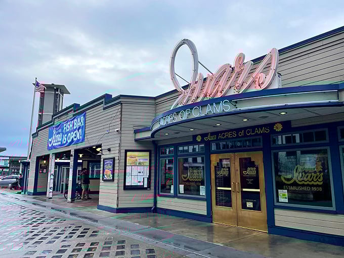 The neon glow of Ivar's iconic sign has been guiding hungry seafood pilgrims to Seattle's waterfront for generations. Resistance is futile.