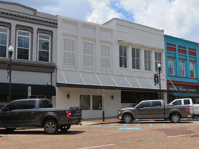 Abbeville's historic downtown looks like a movie set, but the locals will tell you it's just another Tuesday on Court Square.