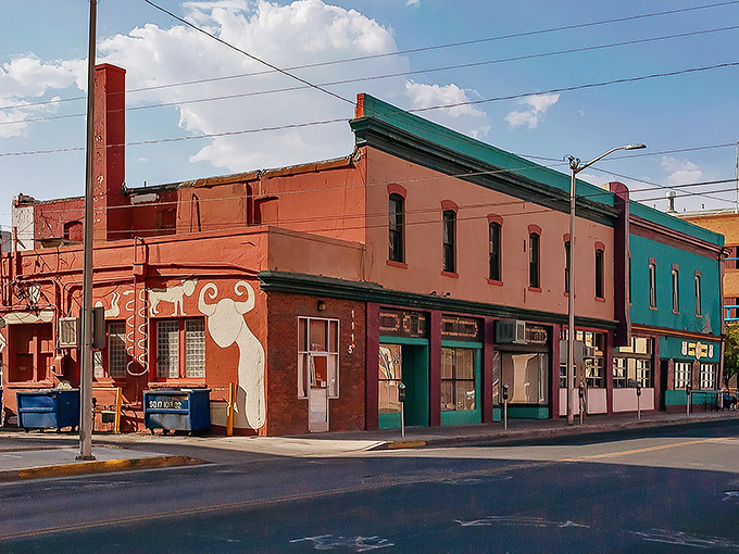 Lindy's Diner anchors this corner of Albuquerque's historic district like a time capsule with neon dreams and Route 66 nostalgia.