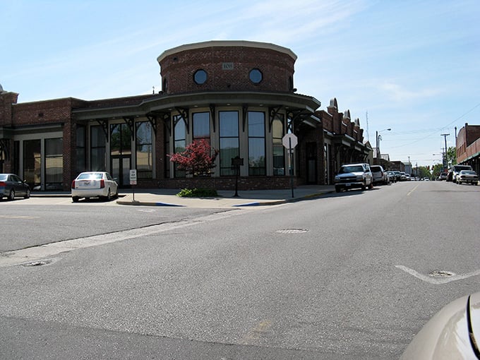 Cullman's historic downtown proves that a small-town Main Street can be both charming and economical. Retirement never looked so picturesque.