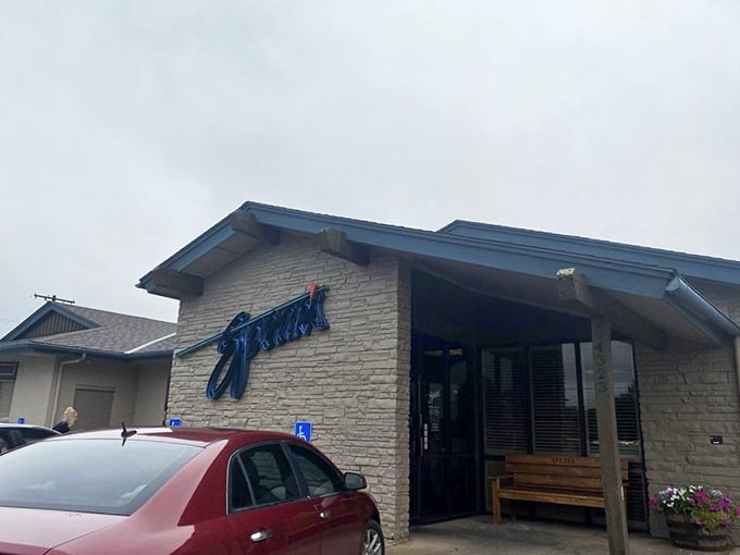 The unassuming exterior of Spear's Restaurant & Pie Shop—proof that architectural modesty often houses the most extraordinary culinary treasures. Like finding Shakespeare writing in a garden shed.