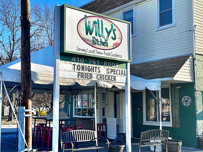 The mint-green exterior of Willy's Kitchen stands like a culinary lighthouse in Glen Burnie, promising farm-fresh goodness and tonight's special: fried oysters that would make Poseidon jealous.
