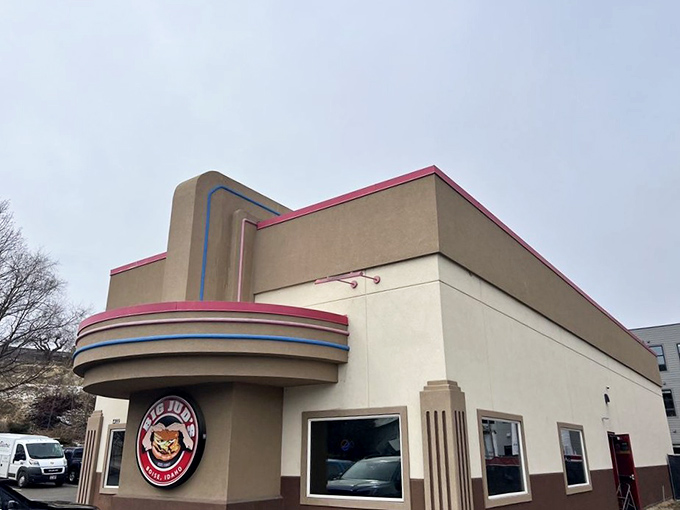 The retro-styled exterior of Big Jud's stands like a burger beacon in Boise, promising oversized delights within those unassuming walls.