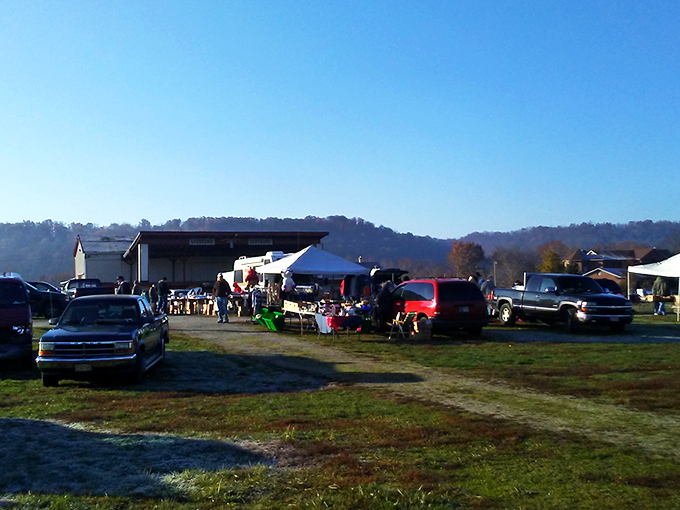 The treasure hunt begins! White's Farm's charming exterior promises a day of discoveries that'll make your inner collector do a happy dance.