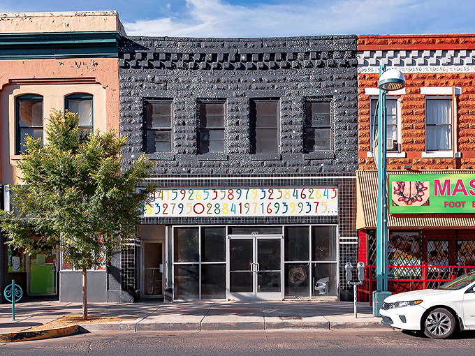 Lindy's Diner anchors this corner of Albuquerque's historic district like a time capsule with neon dreams and Route 66 nostalgia.