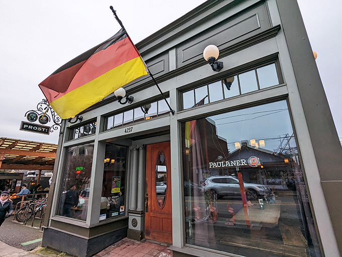 A sunset-kissed fa&ccedil;ade that promises Bavarian delights within. Portland's Mississippi neighborhood hides this German gem where pretzels reign supreme.