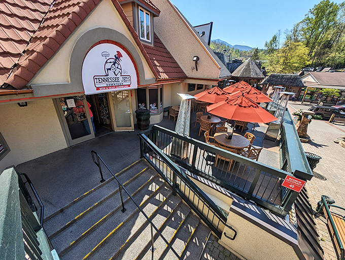 A cozy alpine retreat in the heart of Gatlinburg? Nope, it's Tennessee Jed's, where sandwich dreams come true!