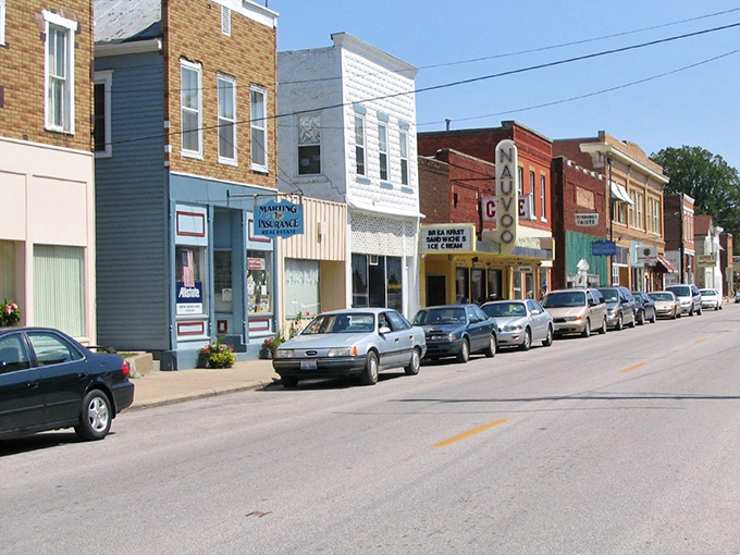 Main Street Nauvoo looks like it was plucked straight from a Norman Rockwell painting, complete with vintage storefronts and small-town charm.