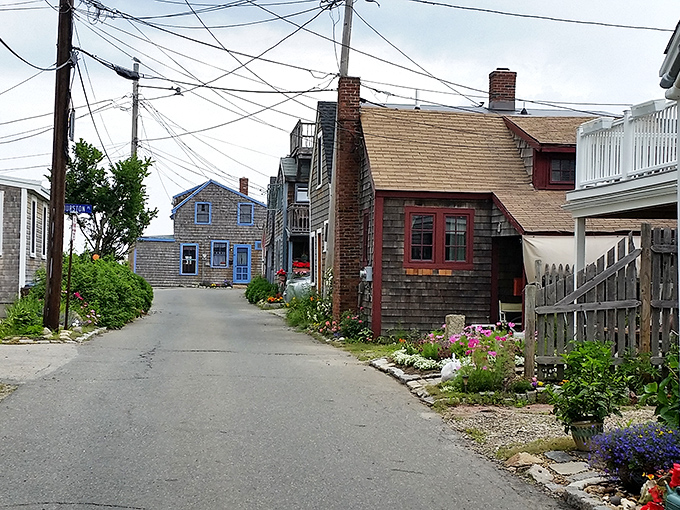 Main Street charm isn't manufactured here &ndash; Rockport's colorful buildings and small-town bustle are the real New England deal.